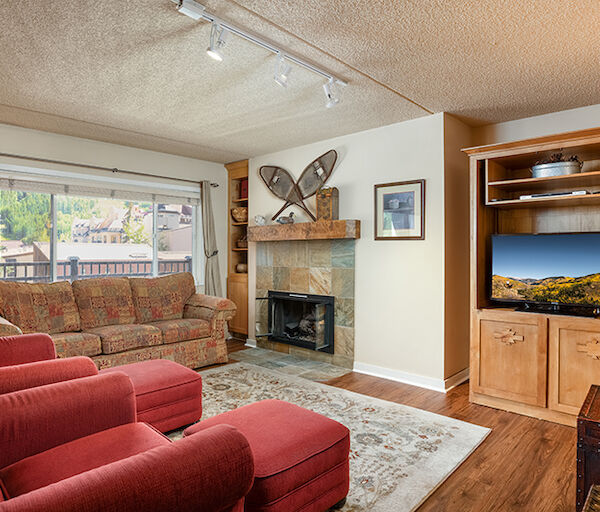 Vantage Point Condominiums - Vail Lionshead Lodging - CoralTree ...